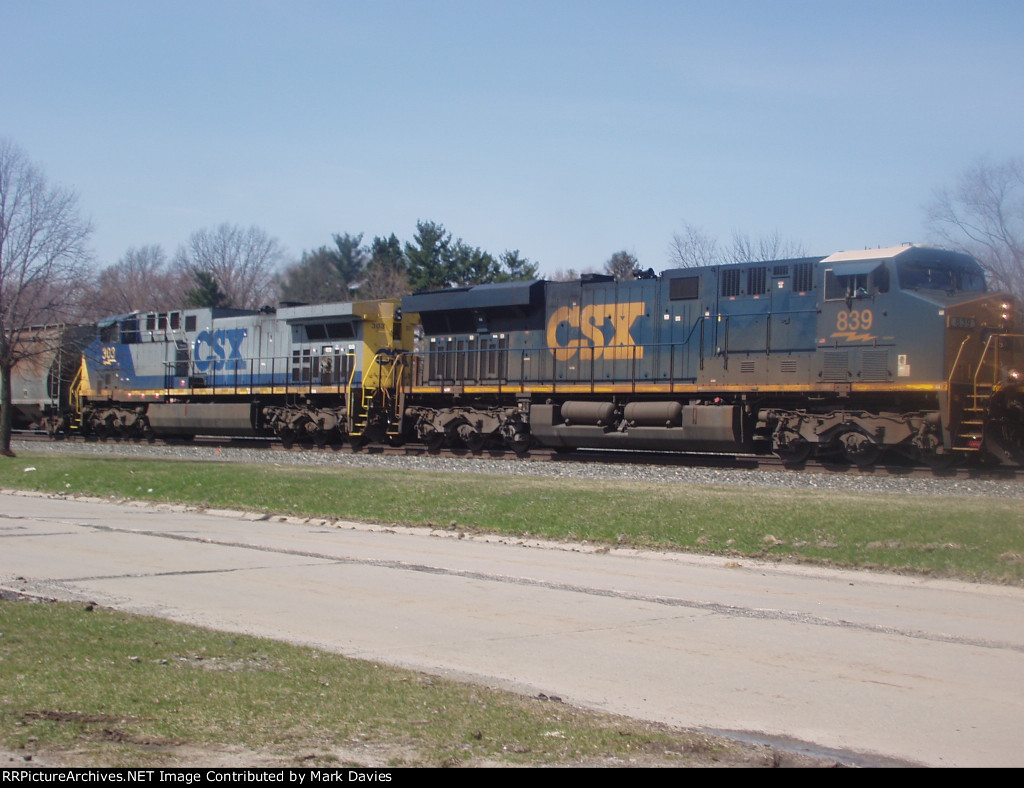 CSX 839